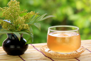 15 beneficios asombrosos para la salud del té de cebada - Salud teu